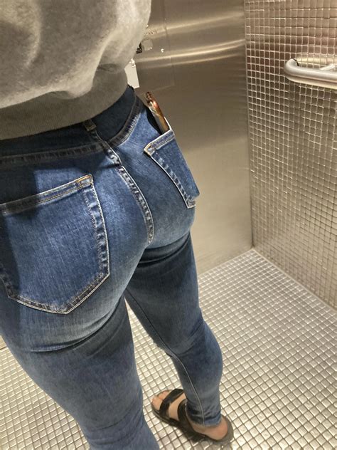 You Can Touch My Butt In The Elevator Scrolller You Can Touch My Butt In The Elevator Scrolller