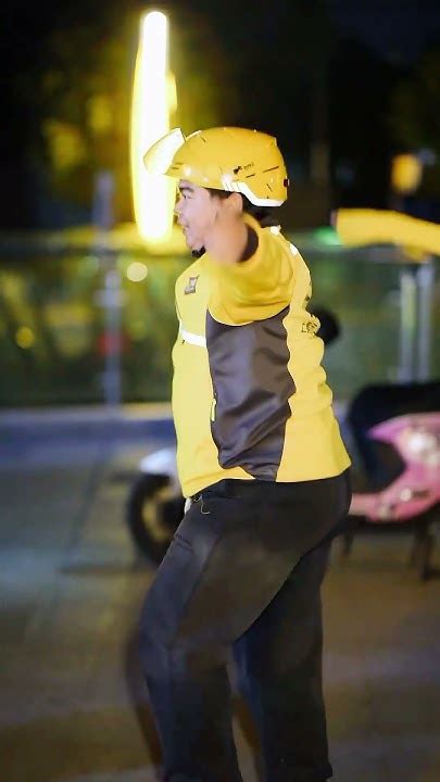 外卖员的藏族舞蹈 Youtube