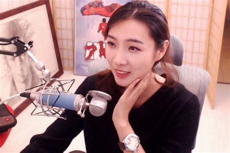 电竞圈都是低学历选手？看完他们的学历，就问你脸疼不？