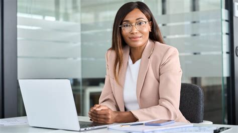 5 Ways Introverts Can Become Respected Leaders Yourtango