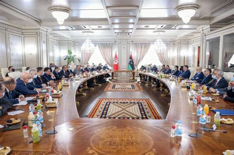 توحيد فرعي مصرف ليبيا المركزي بعد 7 سنوات من انقسامهما بسبب الحرب