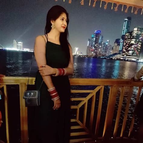 Shraddha Jain (@shraddha_jain1711) • Threads, Say more