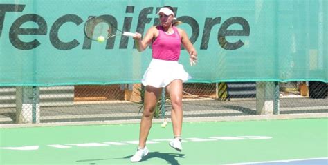 Francisca Jorge Luta Rumo Aos Oitavos De Final Do Itf De Leiria