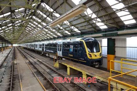 Photo Class 701 701014 At Wimbledon Park Depot 05 10 22 £1 85 Picclick Uk