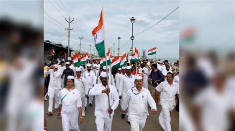 Sonia Gandhi Priyanka Gandhi To Participate In Bharat Jodo Yatra In