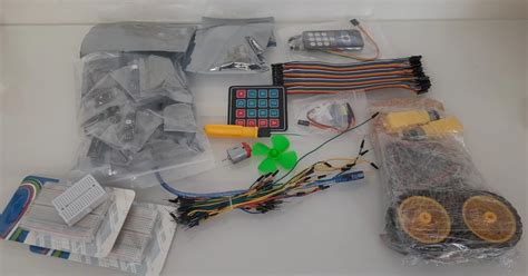 Elecrow Advanced Kit Raspberry PI Pico Kit With Smart Car Included