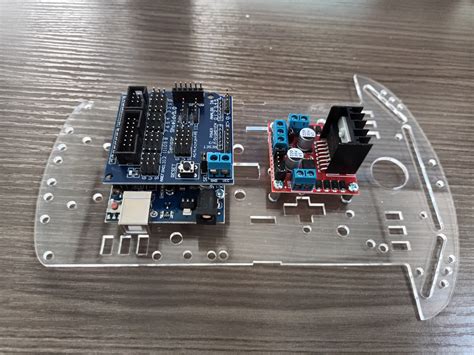 การสร้าง หุ่นยนต์ Arduino หลบสิ่งกีดขวาง รับทําโปรเจค Arduino