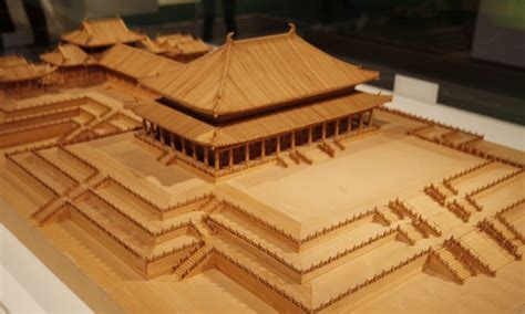 首都博物馆大元三都展上展出的元大都文物