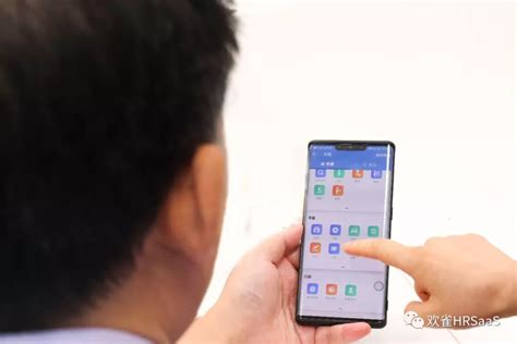 广州市天河区人社局党委书记、区人社局局长石泽润带队考察欢雀科技 搜狐大视野 搜狐新闻