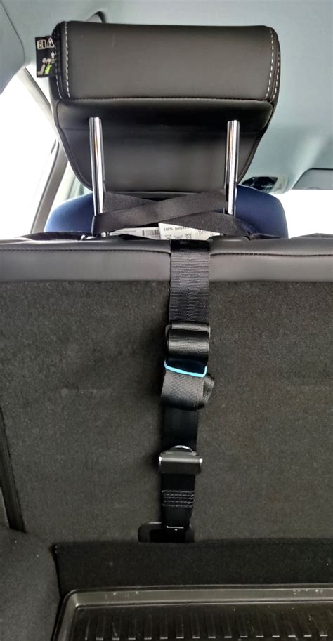 Установка детского кресла с креплением ISOFIX на Chery Tiggo 7 Pro Max ...