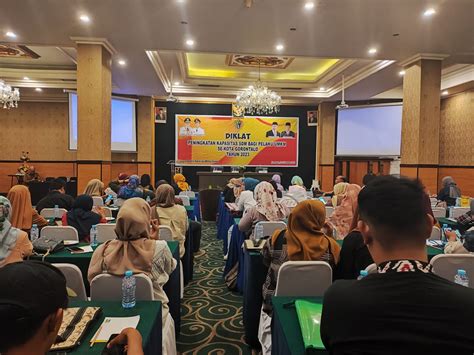 Tingkatkan Kapasitas SDM Pelaku UMKM Kota Gorontalo Terima Dilkat