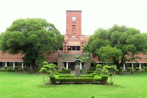 Explore Delhi University Rich History And Its Cultural Background