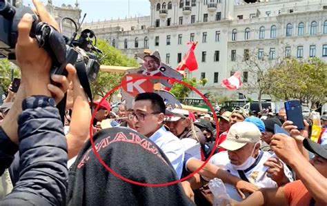Marcha ‘la Toma De Lima Simpatizantes De Pedro Castillo Agreden A