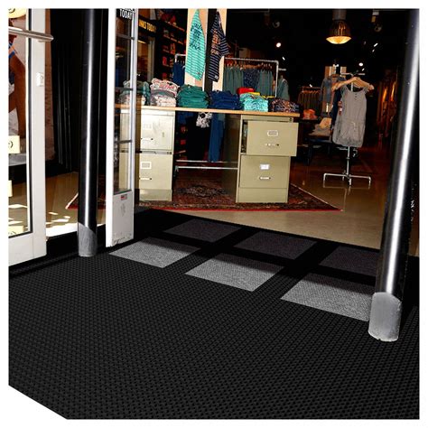 Notrax Interlocking Entrance Mat Tile 20 In X 20 In 20 In Lg 20 In Wd 1 2 In Thick Black