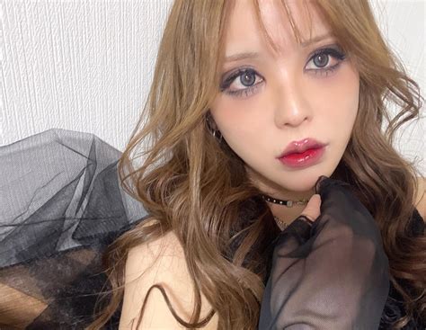 ちゅる On Twitter 今年は魔女になってオタクでした🧙‍♀️ お風呂入って寝ます～🛁 𓈒𓏸