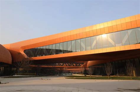 新国展二期“紫金丝带”在顺义亮相，预计明年2月迎来首场展览腾讯新闻