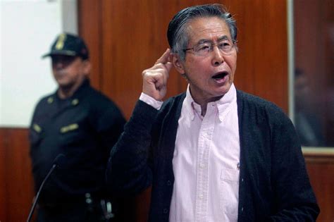 Au Pérou Lancien Président Alberto Fujimori Vers La Liberté