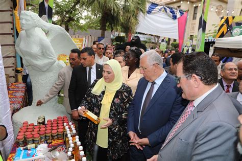 وزيرا الزراعة والتضامن يفتتحان معرض زهور الربيع بمشاركة نحو 200 عارض