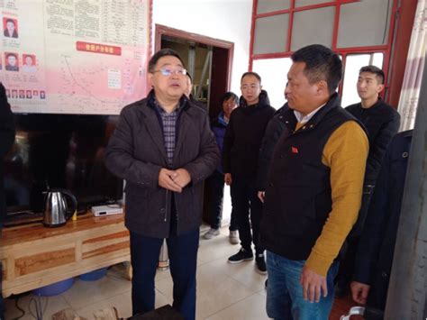 省委组织部秘书长向晨光一行赴学院对口帮扶单位苟扎村检查指导党建促脱贫工作 四川电子机械职业技术学院