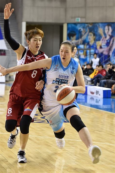 Wkbl 배혜윤 25점 삼성생명 Kdb생명 꺾고 단독 3위 스포츠종합 기사 더팩트