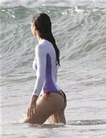 Jessica Biel Shows Off Her Butt In The Ocean