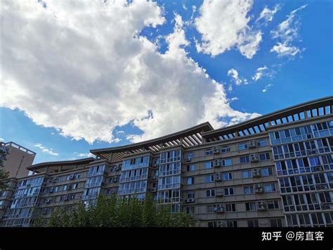 买房不用考虑乱七八糟的，就俩个字：“需求”清楚自己的需求才是最重要的！ 知乎