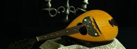 How To Restring A Mandolin Without Crying In 8 Easy Steps Musicvibe How To Restring A Mandolin Without Crying In 8 Easy Steps Musicvibe
