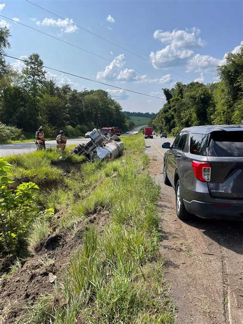 Overturned Tractor Trailer Temporarily Ties Up Traffic During Afternoon