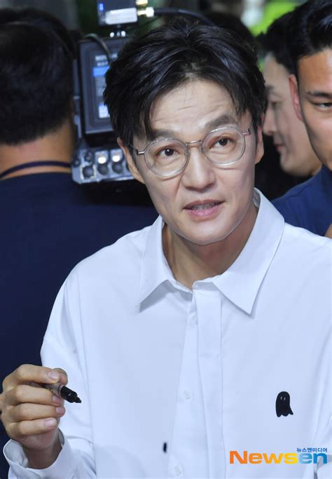 ‘재벌집 막내아들 조한철 [포토엔hd] 손에 잡히는 뉴스 눈에 보이는 뉴스 뉴스엔