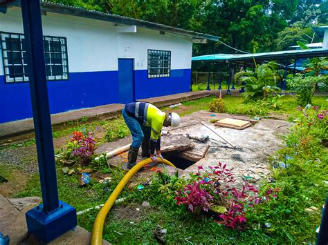 Escuelas oficiales capitalinas beneficiadas con inversión de más B 27