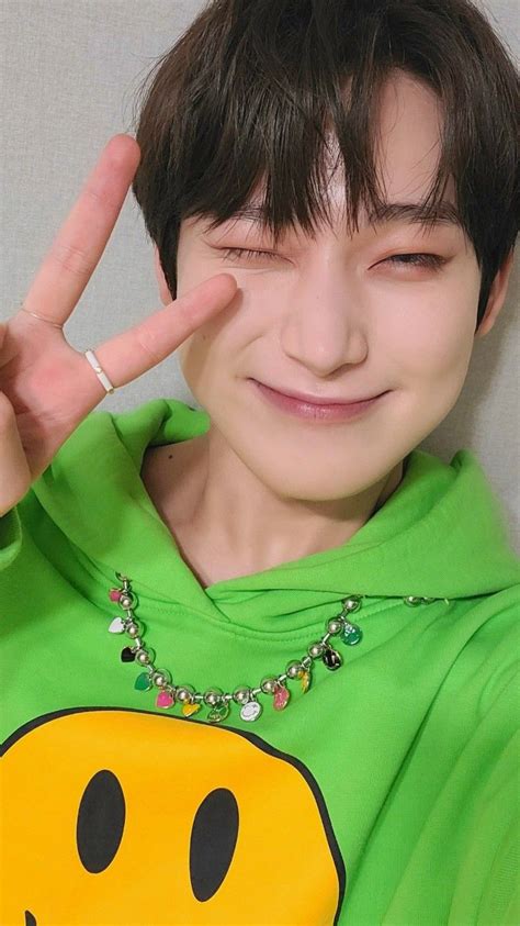 I Still Love Him L Love You My Only Love Kim Sun Jungkook Cute