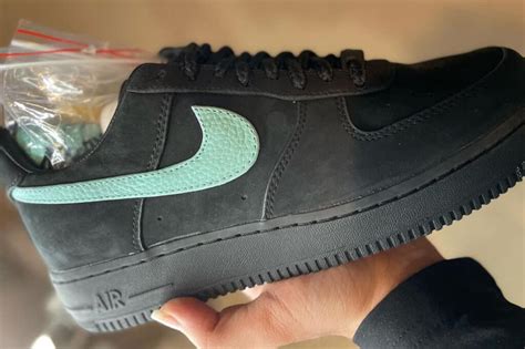 Nike anuncia sua colaboração a Tiffany Co GKPB Geek Publicitário