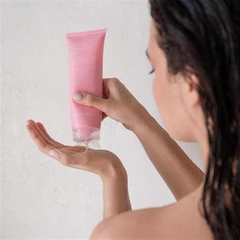 Подхранващ балсам за изтощена коса Trimay Your Oasis Conditioner 250ml