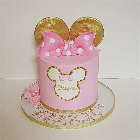 Minnie Mouse Cake Decorated Cake By The Custom Piece Of CakesDecor