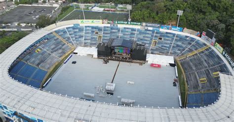 Lo Que No Se Ve Del Concierto De Daddy Yankee En El Salvador La