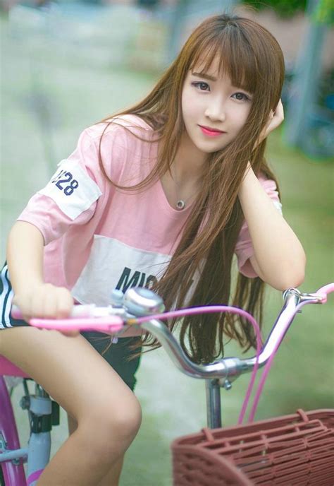戶外單車少女陽光活力俏皮 每日頭條