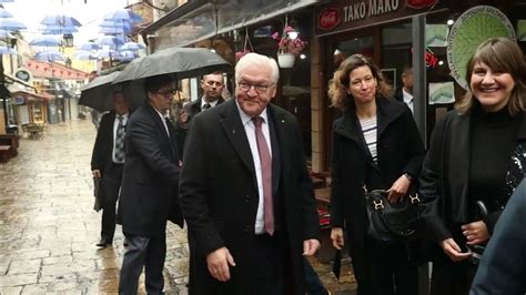 Претседателите Пендаровски и Штајнмајер во посета на Старата скопска чаршија Youtube