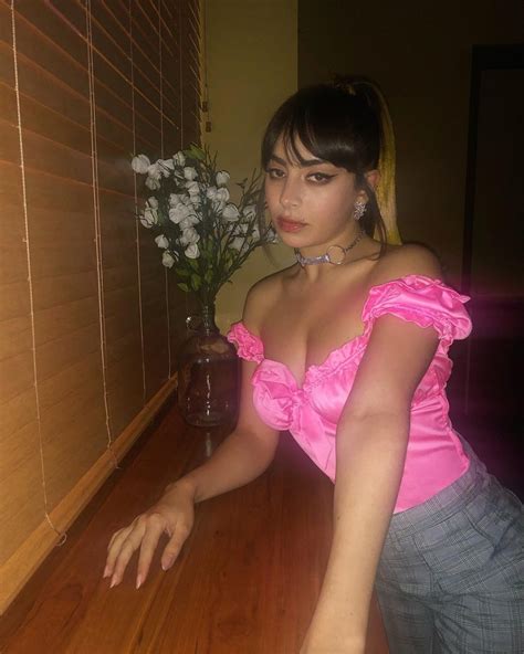 Charli Xcx Cleavage The Fappening Leaked Photos