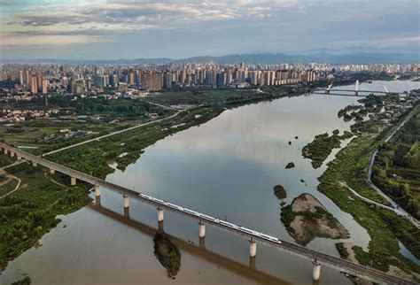 聚焦地市丨汉中：守护汉江清泉 绘就生态蓝图澎湃号·政务澎湃新闻 The Paper