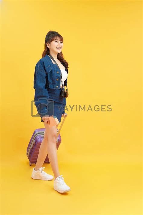 Full Length Body Size Photo Of Cute Girlfriend Ready To Get On Plane