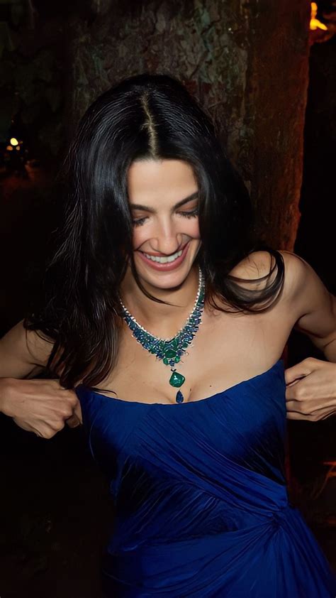 Tara Emad Rarabceleb