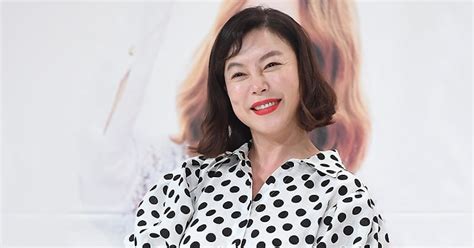 60대 최화정 블랙핑크 로제 자리 꿰찼다…파격 교체 이유는