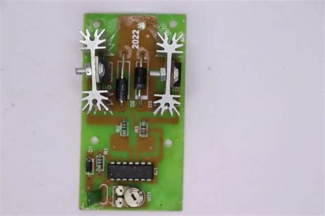 100 Watt Mini Inverter Kit At ₹ 75piece In New Delhi Id 2850545166997