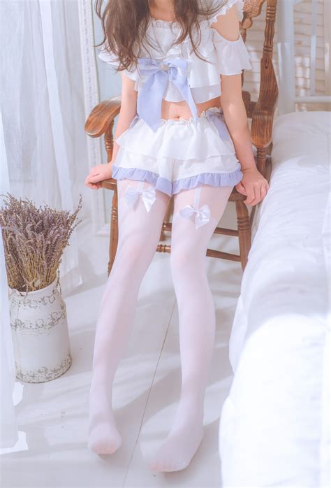 杪夏 白丝吊带 V2ph