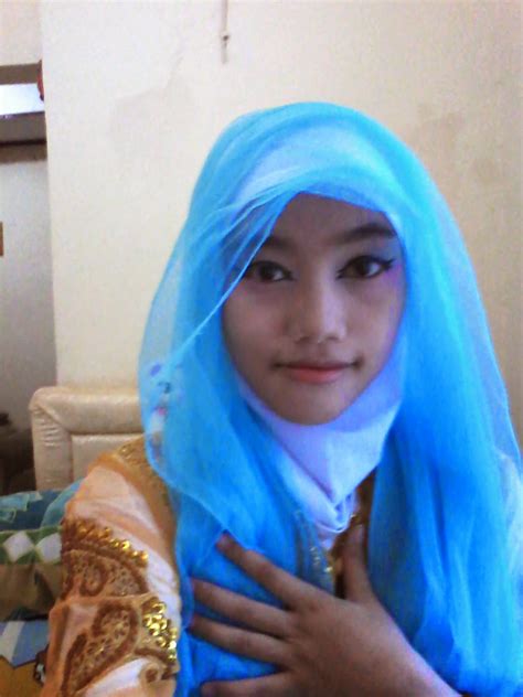 Muslim Cosplay Hatsune Miku Hijab Cosplay Tutorial~