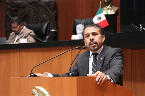 Morena En El Senado Busca Autohomenaje Con Placa Donde Se Inscriban
