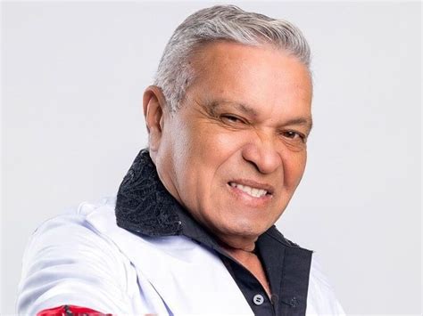 Conde Só Brega lança música inédita após anos Folha PE