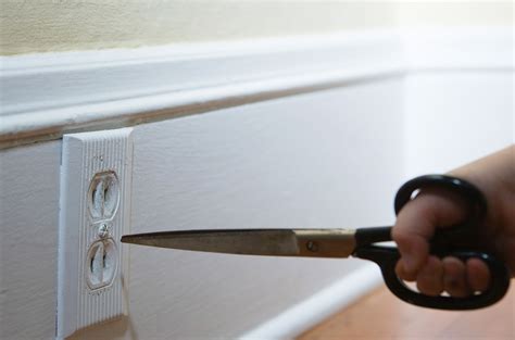 СЭРЭМЖЛҮҮЛЭГ Бага насны хүүхэд цахилгаанд цохиулан нас баржээ Eguur Mn