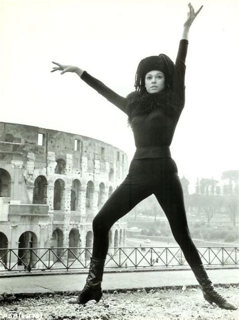 30 Beautiful Portrait Photos Of Fran Jeffries In The 1960s ~ Vintage