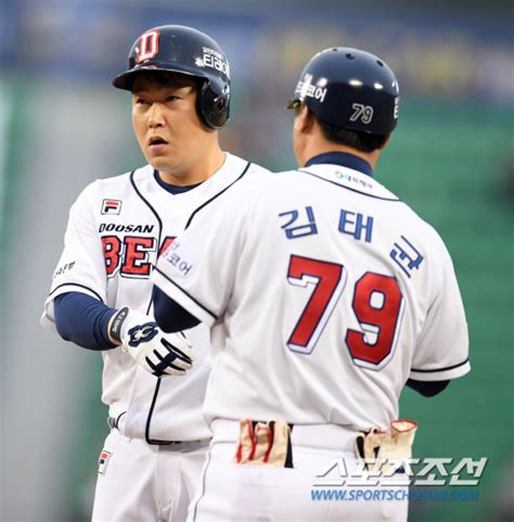 시즌 6호 양의지 금민철 상대로 동점 솔로포 스포츠조선